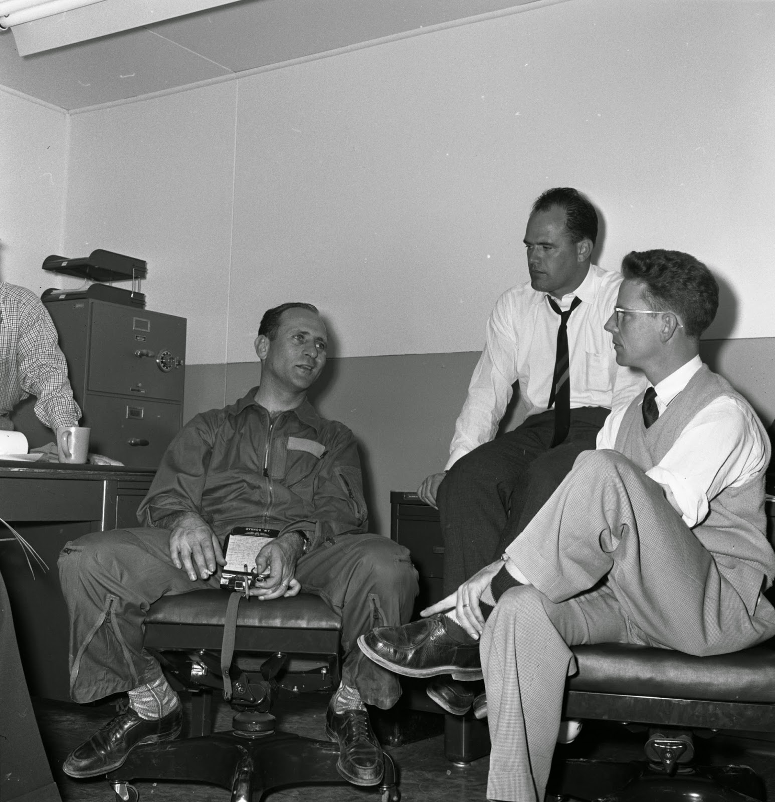 Voughtworks: XF8U-1 Crusader at 60 Part V