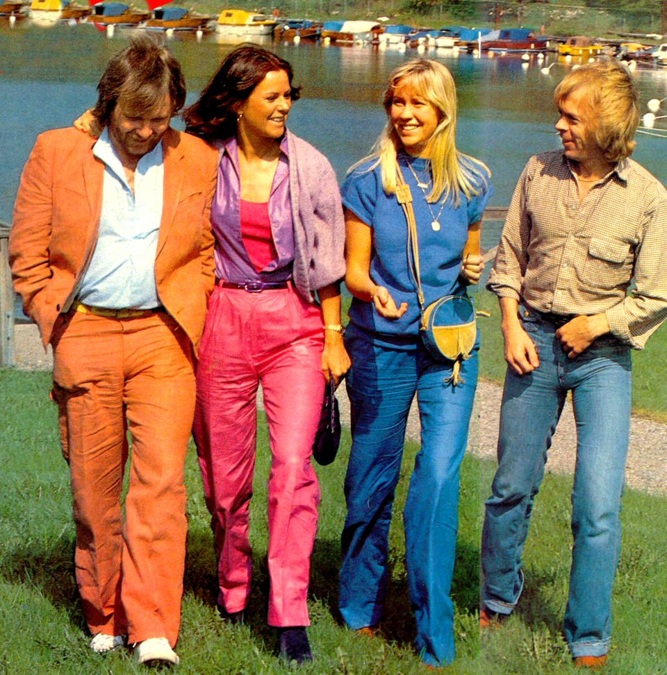 Inside the Rock Era: This Date in Rock Music History: November 17