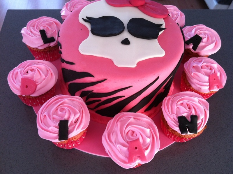 Pastel monster high - Imagui