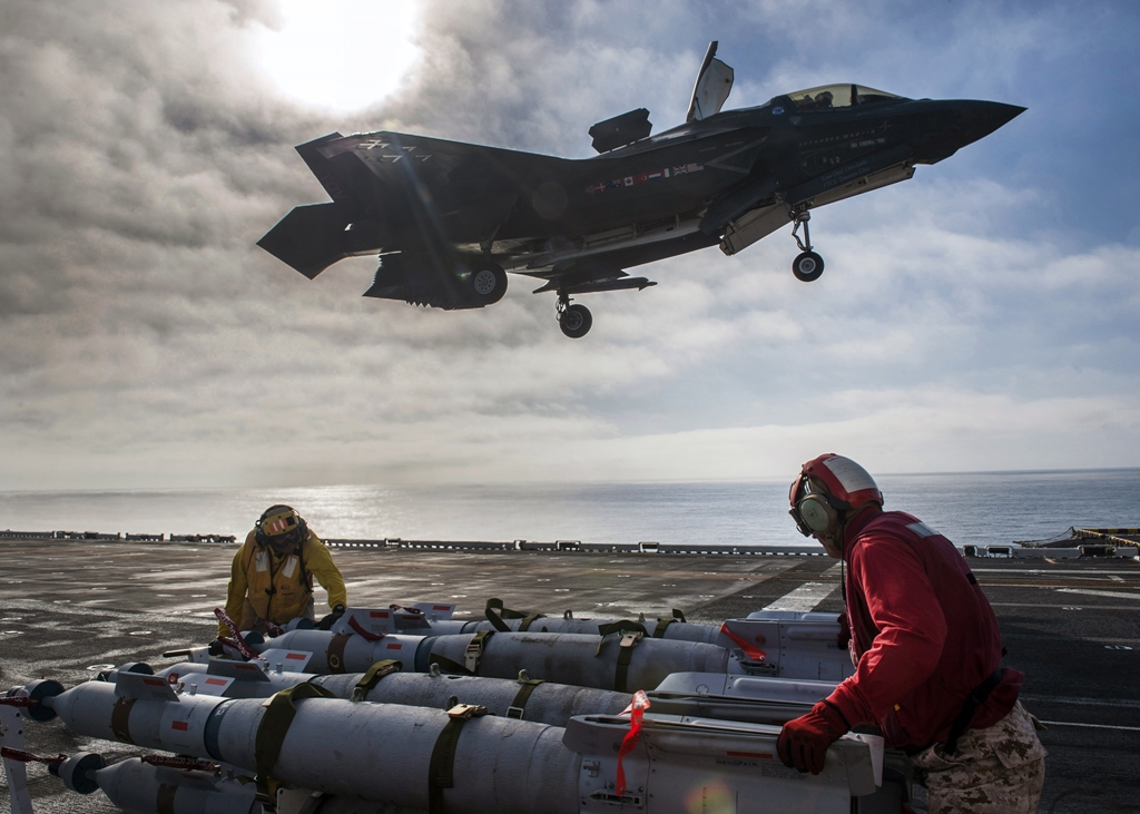 F-35B WEAPONS LOAD TESTING WRAPS UP ON USS AMERICA - Blog Before Flight ...