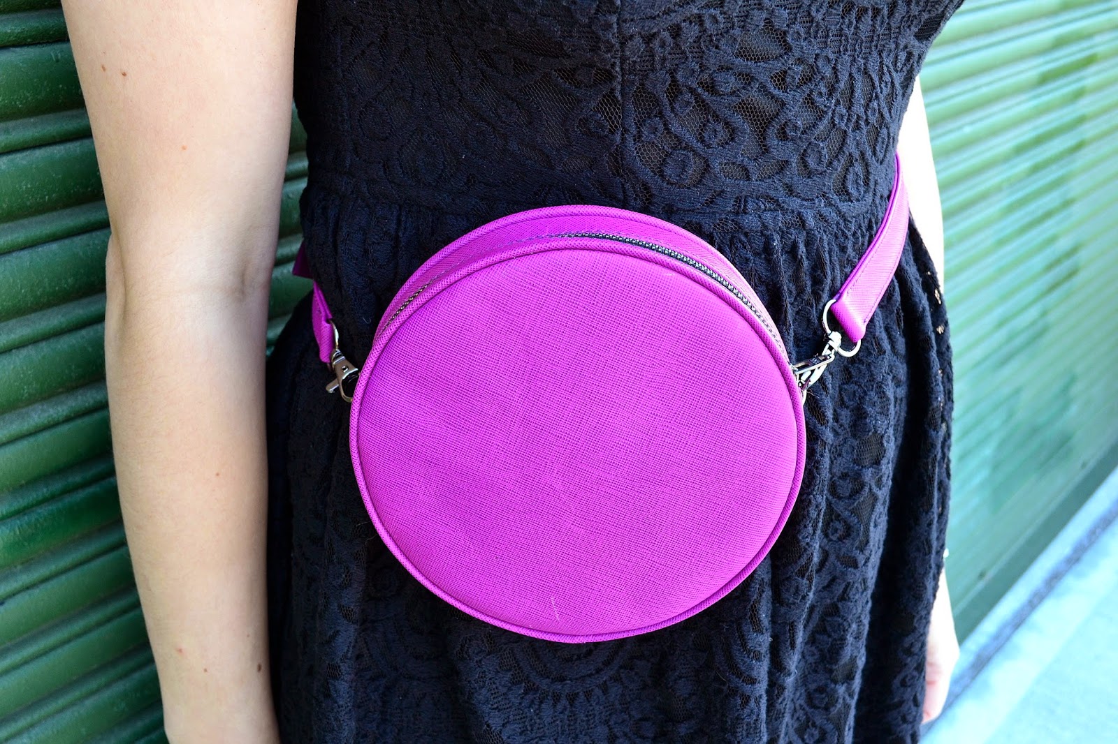 Snapshot Fashion: Featuring Mollypacks by Molly Shaheen
