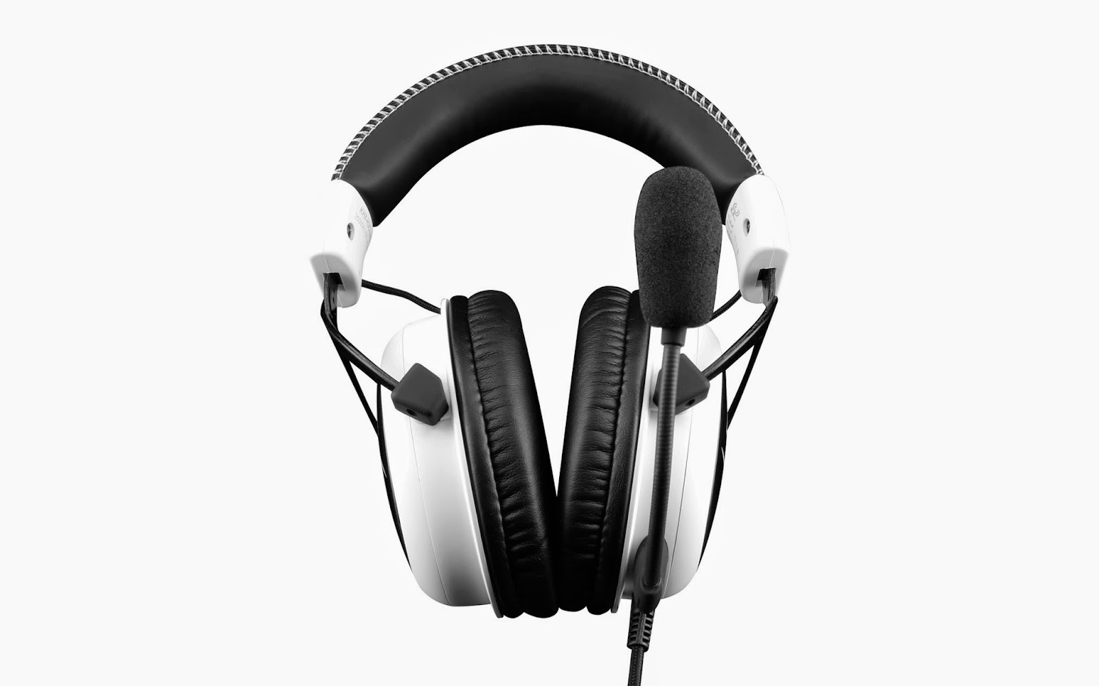 OtakuDante's Gaming Inferno: HyperX Cloud White Gaming Headset