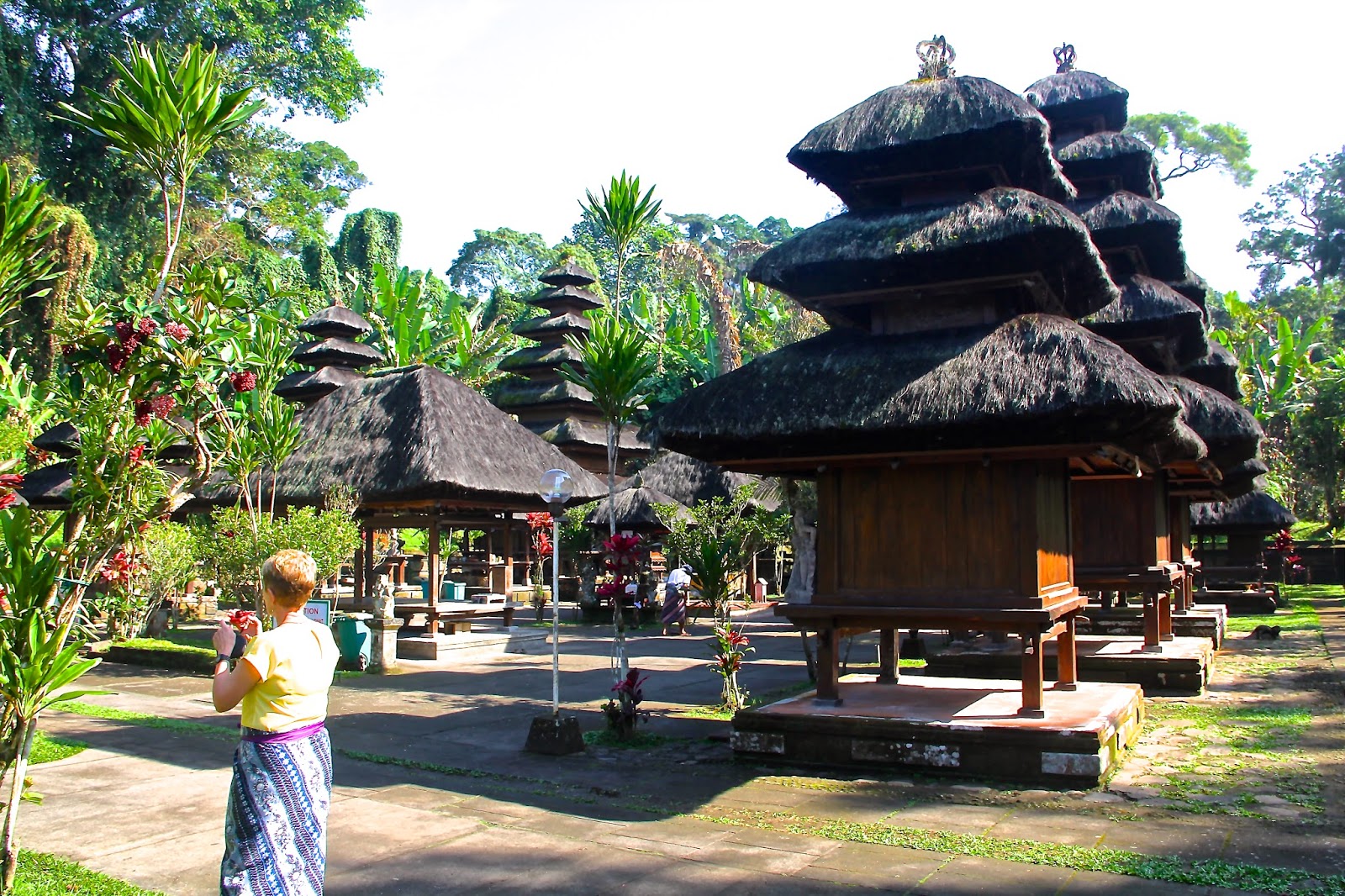Bali Surfing, Tours and Adventures: Batu Karu Temple