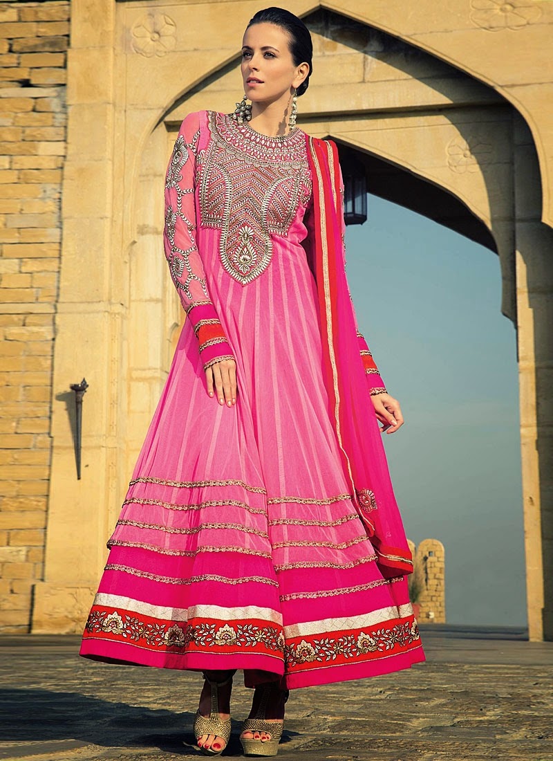 Modern Fashion: Alluring Anarkalis Magnificent Embroidered Anarkalis