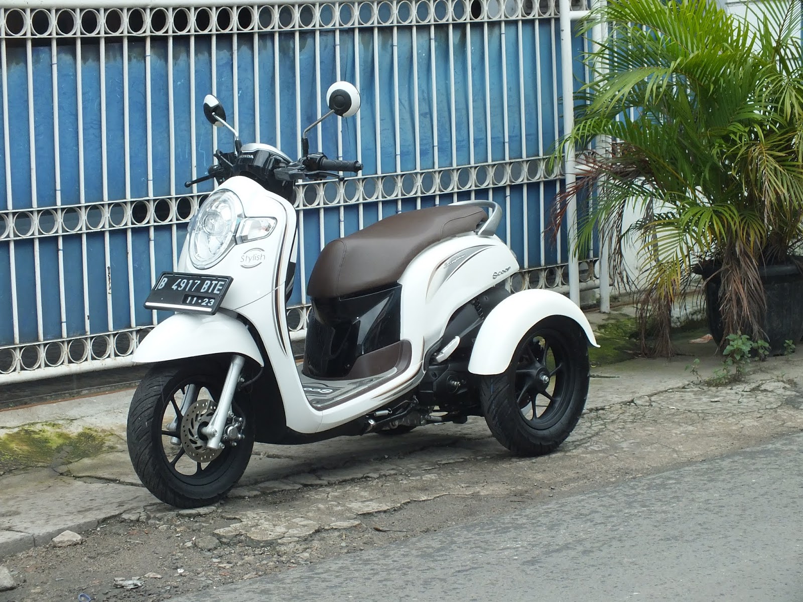 Oracle Modification Concept: HONDA SCOOPY 2018 Modifikasi RODA TIGA ...