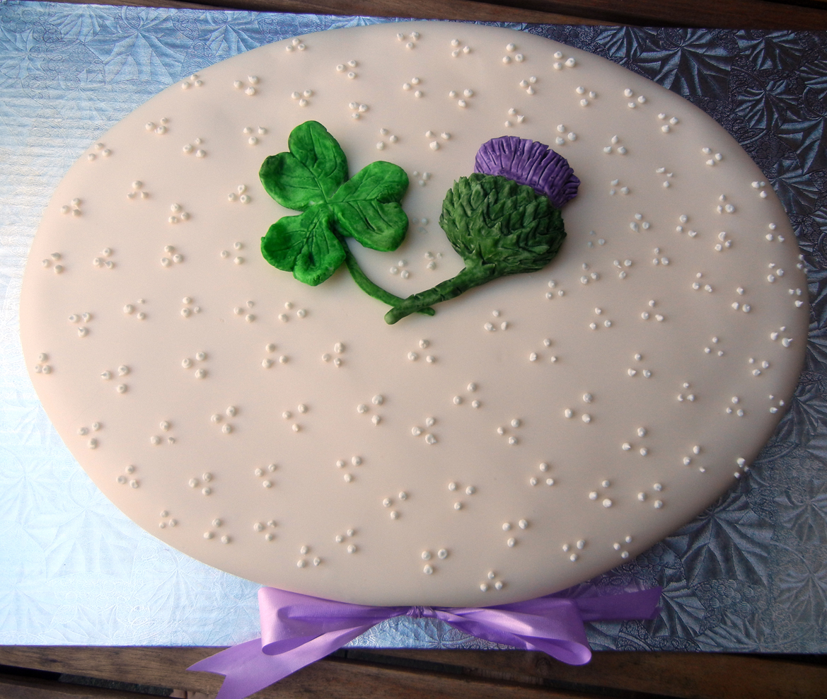Ronna's Blog: Thistle and Shamrock Cake