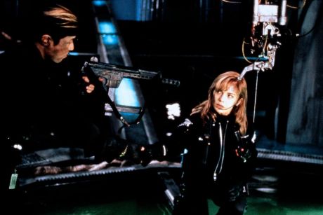 Watching Asia Film Reviews: Gunhed (1989) [Tokusatsu Review]