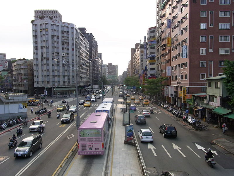 89號: 關於中港路BRT（二）：公車專用道 V.S. BRT