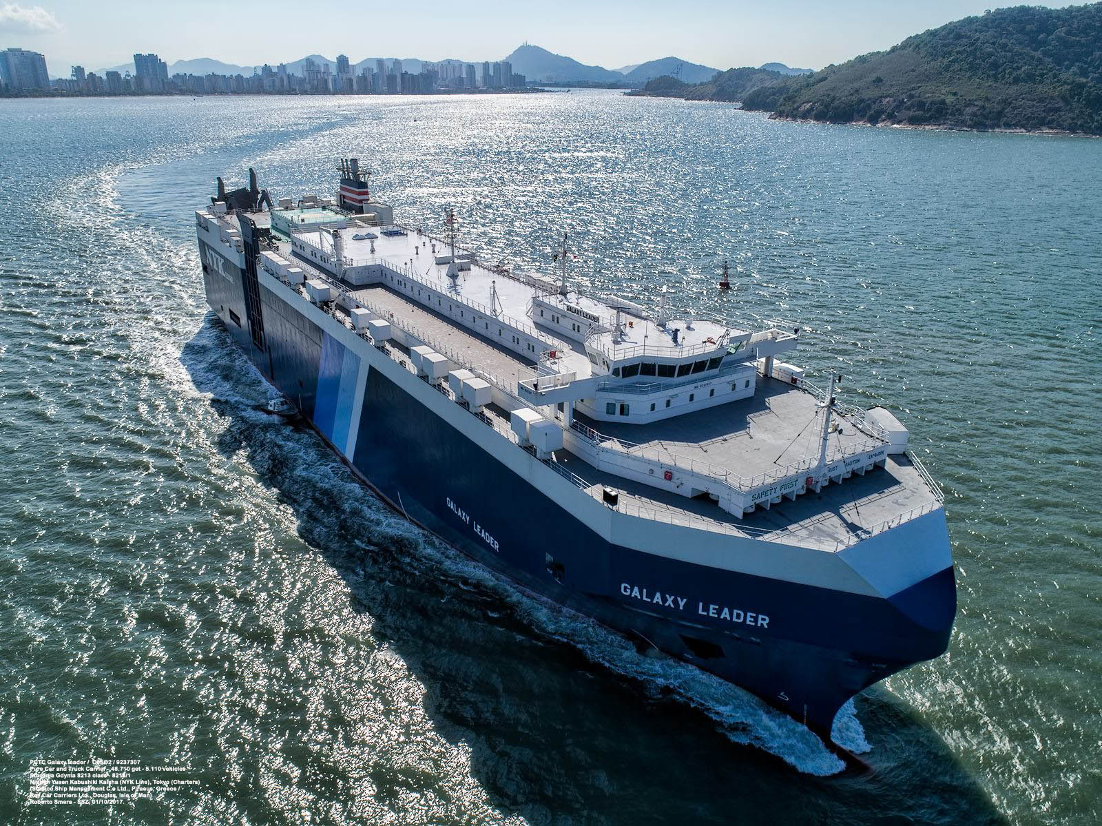 Santos Shiplovers: PCTC Galaxy Leader / C6SO2, Leaving Santos