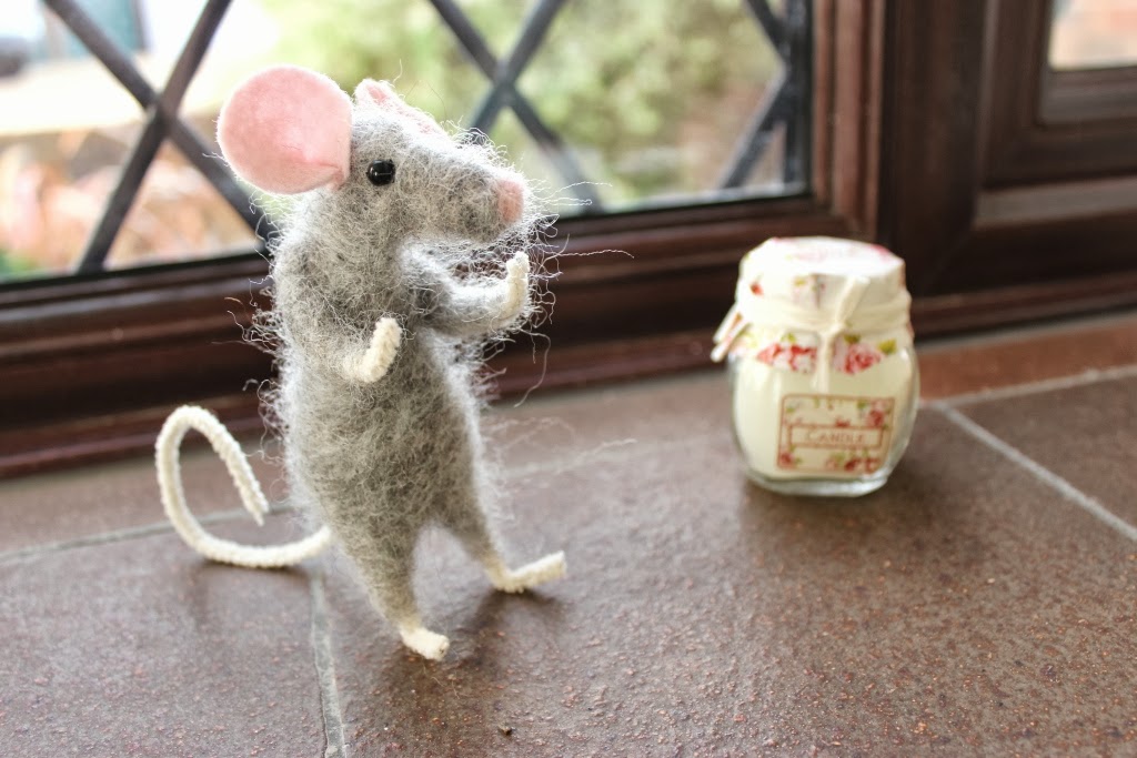 floral and feather: Needle felting - a how to