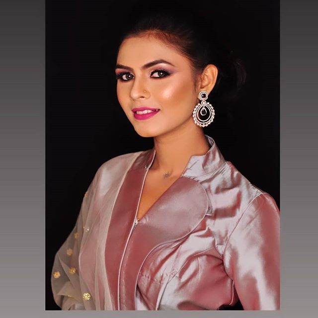 Arohi Barde Web Series, Wikipedia, Movies, Photos Age, Height and ...