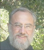 PANAYIOTIS TELEVANTOS: Ο ΑΡΧΙΕΠΙΣΚΟΠΟΣ ΧΡΥΣΑΝΘΟΣ ΚΑΙ Ο π. ΒΑΣΙΛΕΙΟΣ ΘΕΡΜΟΣ