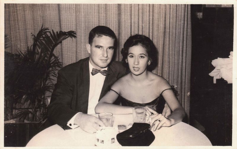 40 Vintage Photos of People Drinking in the Mid-20th Century ~ Vintage ...