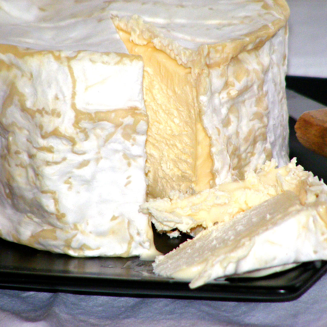 Days on the Claise: Chaource cheese