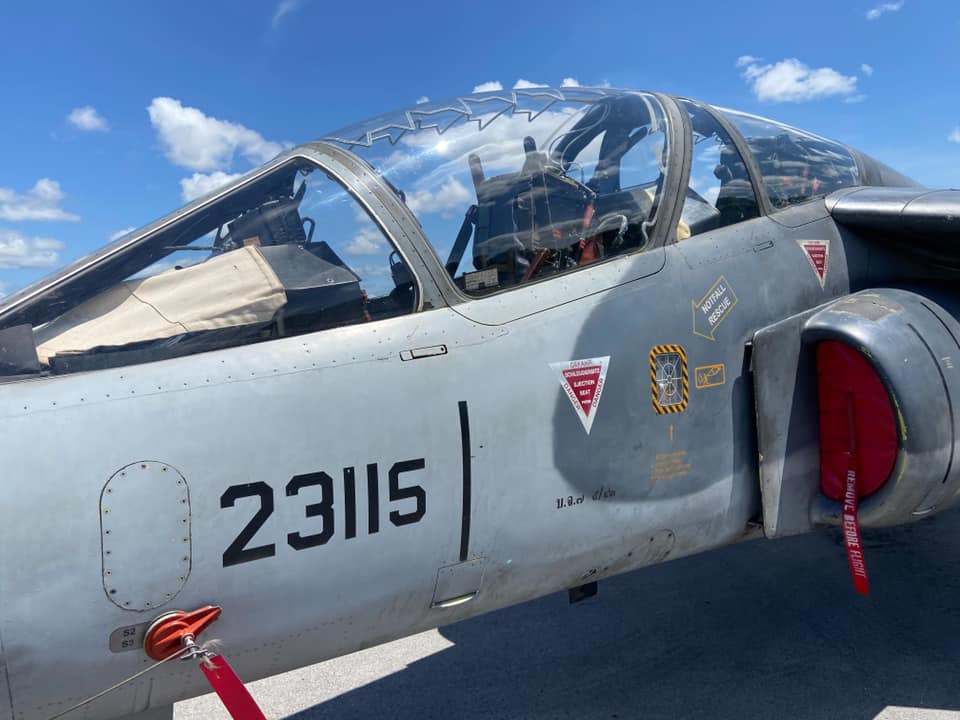 AAG_th บันทึกประจำวัน: พิธีครบรอบ ๒๐ปี เครื่องบินโจมตี Alpha Jet ...