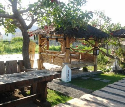 Saung Bambu: Ide Desain, Kelebihan dan Kekurangan, dan Tahapan ...