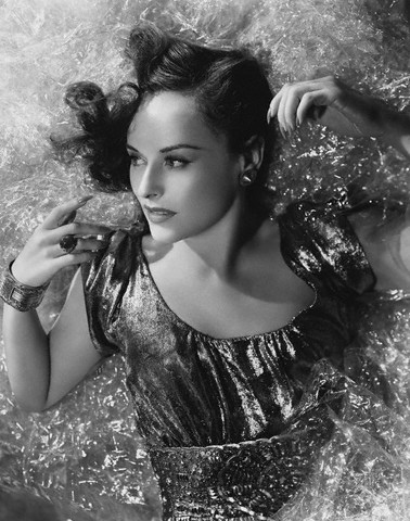 Dazzling Divas: 2012-01-01