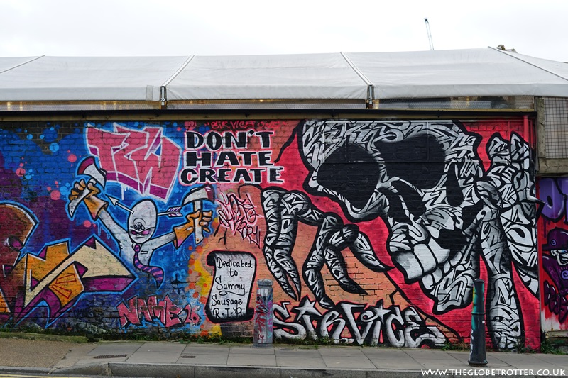 Hackney Wick Street Art - The Globe Trotter