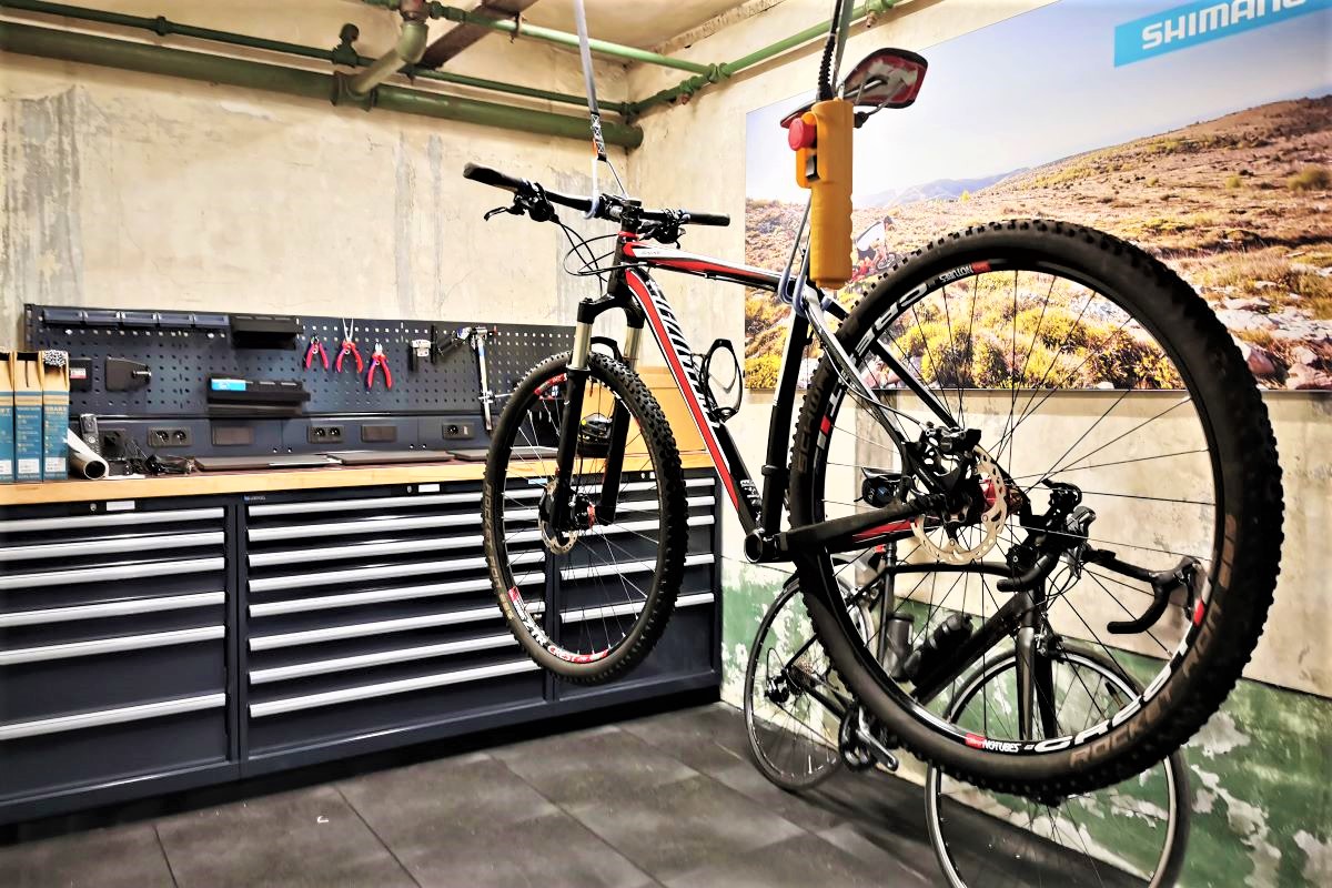 Fieggentrio: De fiets aan de haak hangen