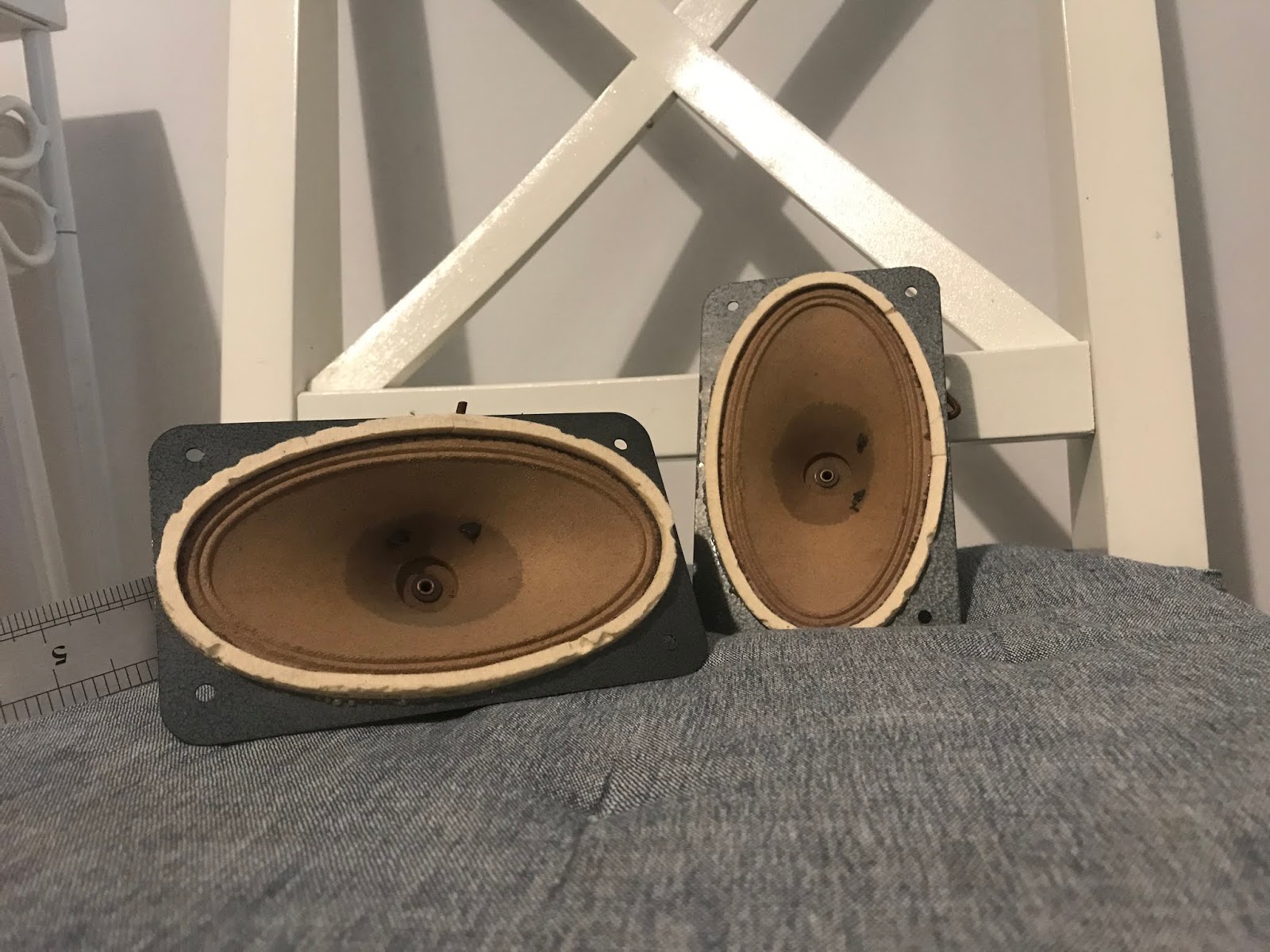 Infrequent Sound [sex.tex] technology: Isophon Oval Tweeter 130 x 80 mm ...