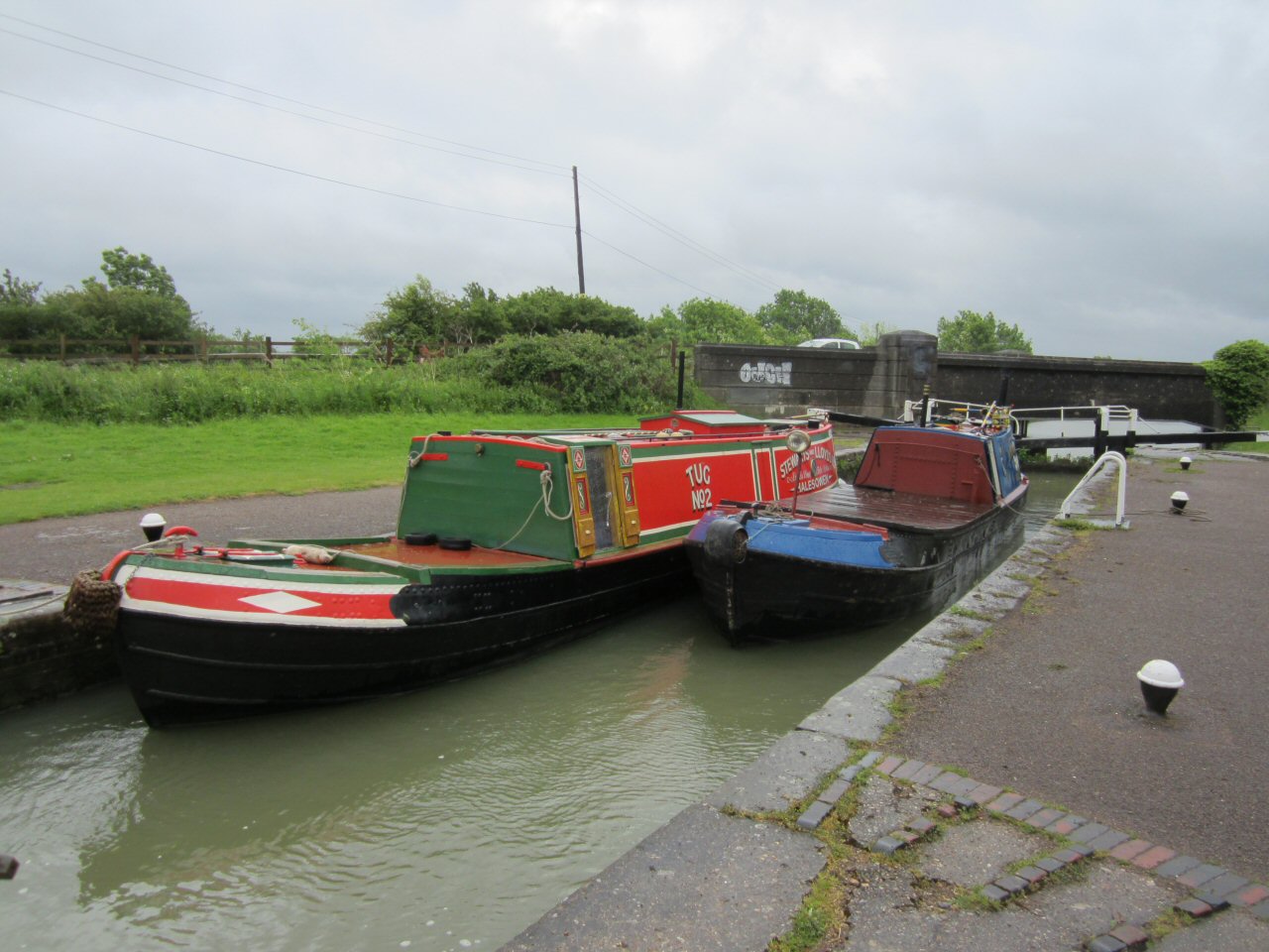 Stewart & Lloyds - Tug No 2 - History & Heritage - Canal World