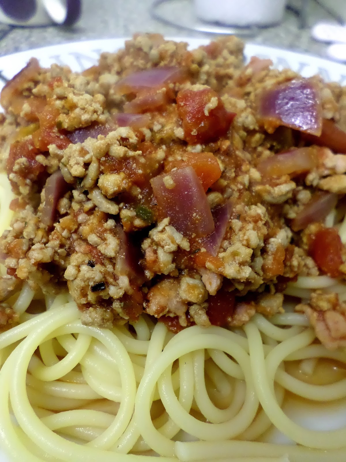 Eat Rainbow Love: Pork Spaghetti Bolognese