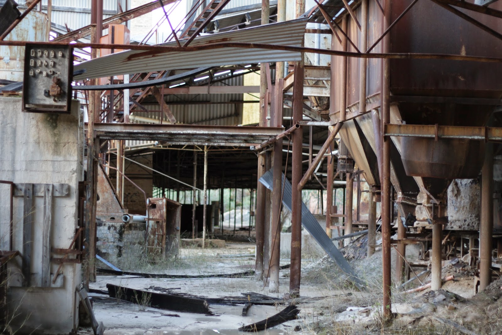 Breaking Into The Industry: Abandoned: Clackline Refractory (Part 1 ...