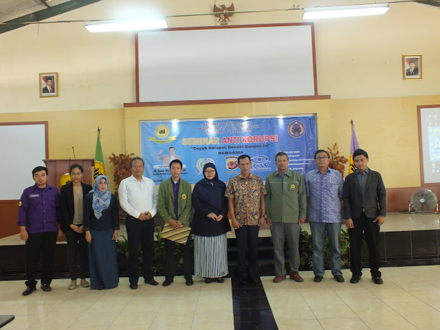 wiralesmana.blogspot.co.id: Logo Universitas Djuanda