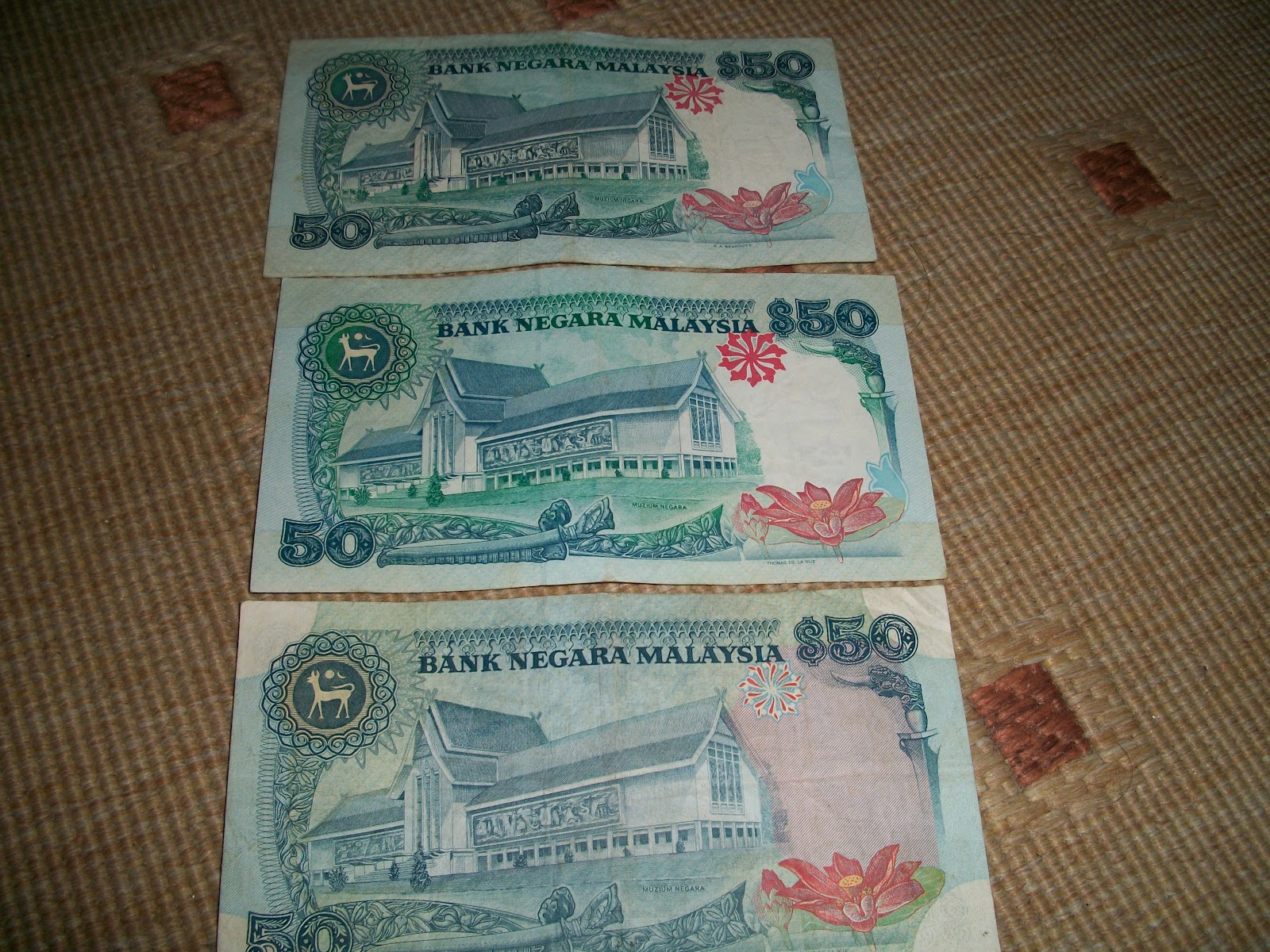 collectible items: Duit Malaysia lama RM50 with 3 different gabenor ...