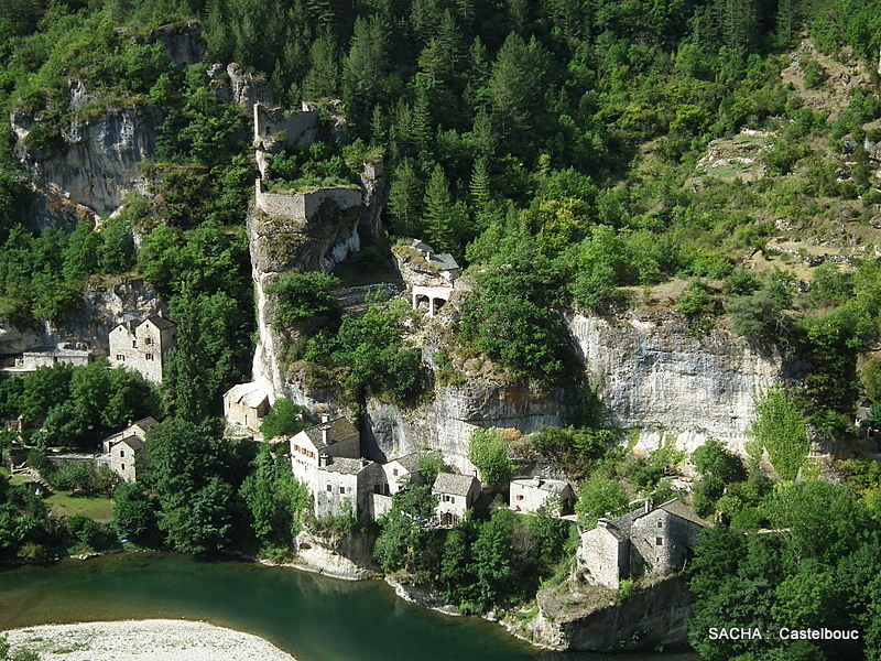 Un jour....Une photo !: Castelbouc village troglodytique des gorges du Tarn