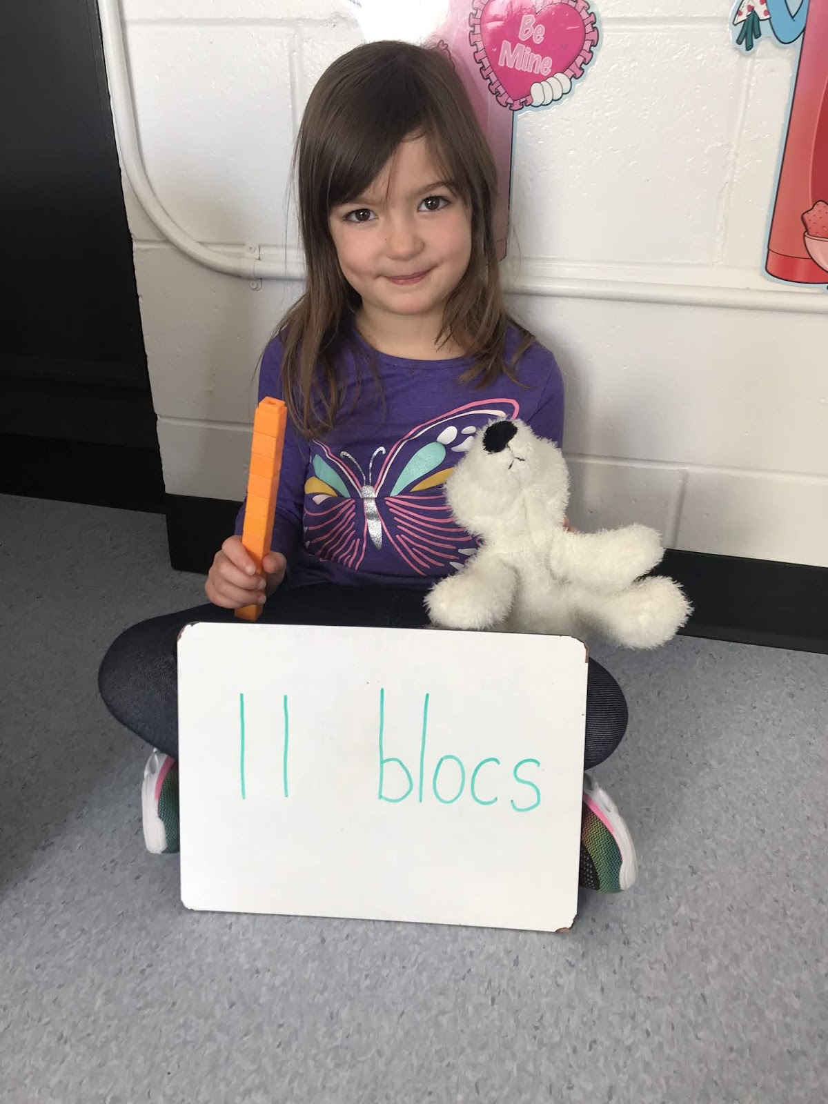 Kindergarten with Mme Lagasse-Kroeker: Measuring the length of our ...