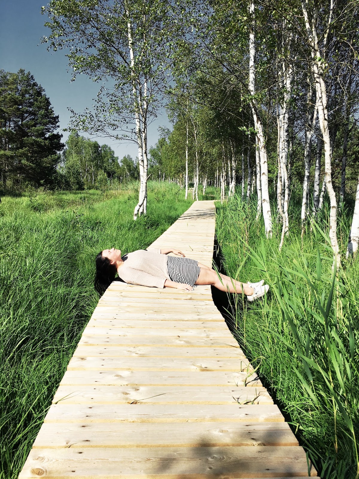 Juoda plunksna: TRIUKAS PADĖSIANTIS IŠŠUKUOTI SUSIVĖLUSIUS PLAUKUS