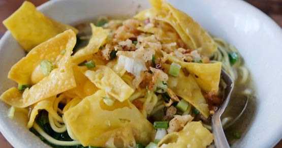 Mie Pangsit Lezat dan Nikmat