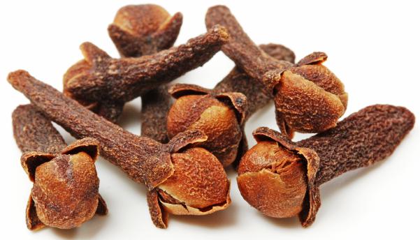 Maharaja Herbal Jaya Baya: Manfaat Cengkeh Bagi Kesehatan