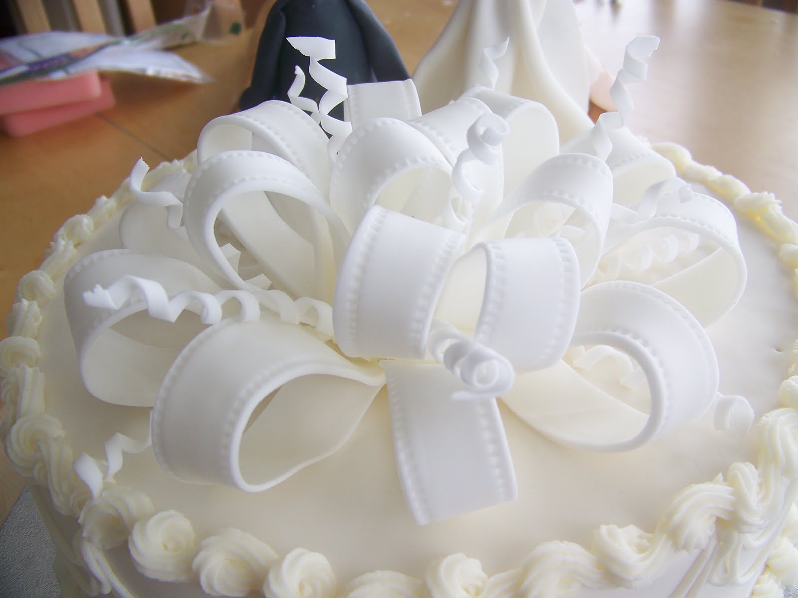 Kiddles 'N Bits: Fondant Loopy Bows