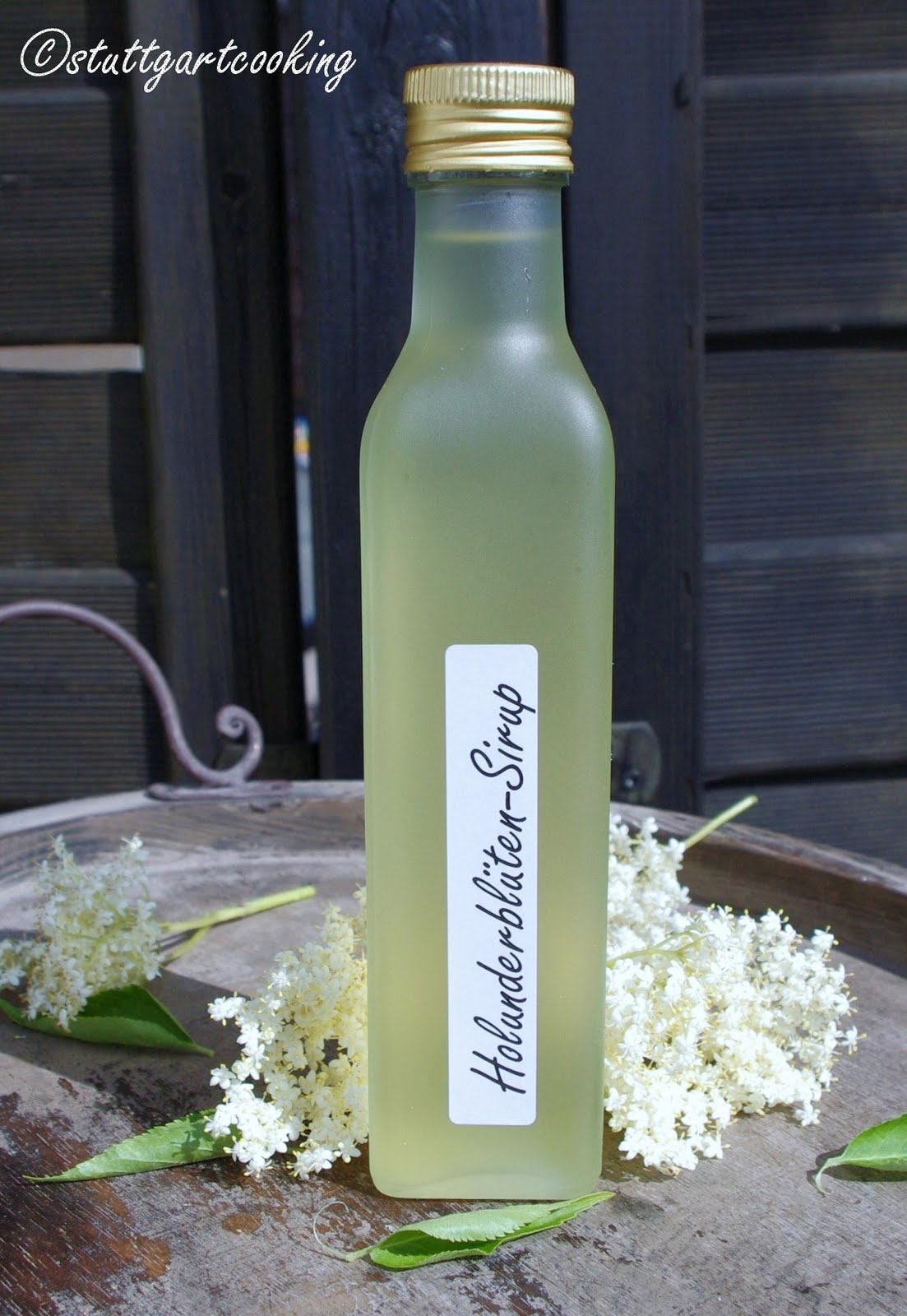 stuttgartcooking: Holunderblüten-Sirup