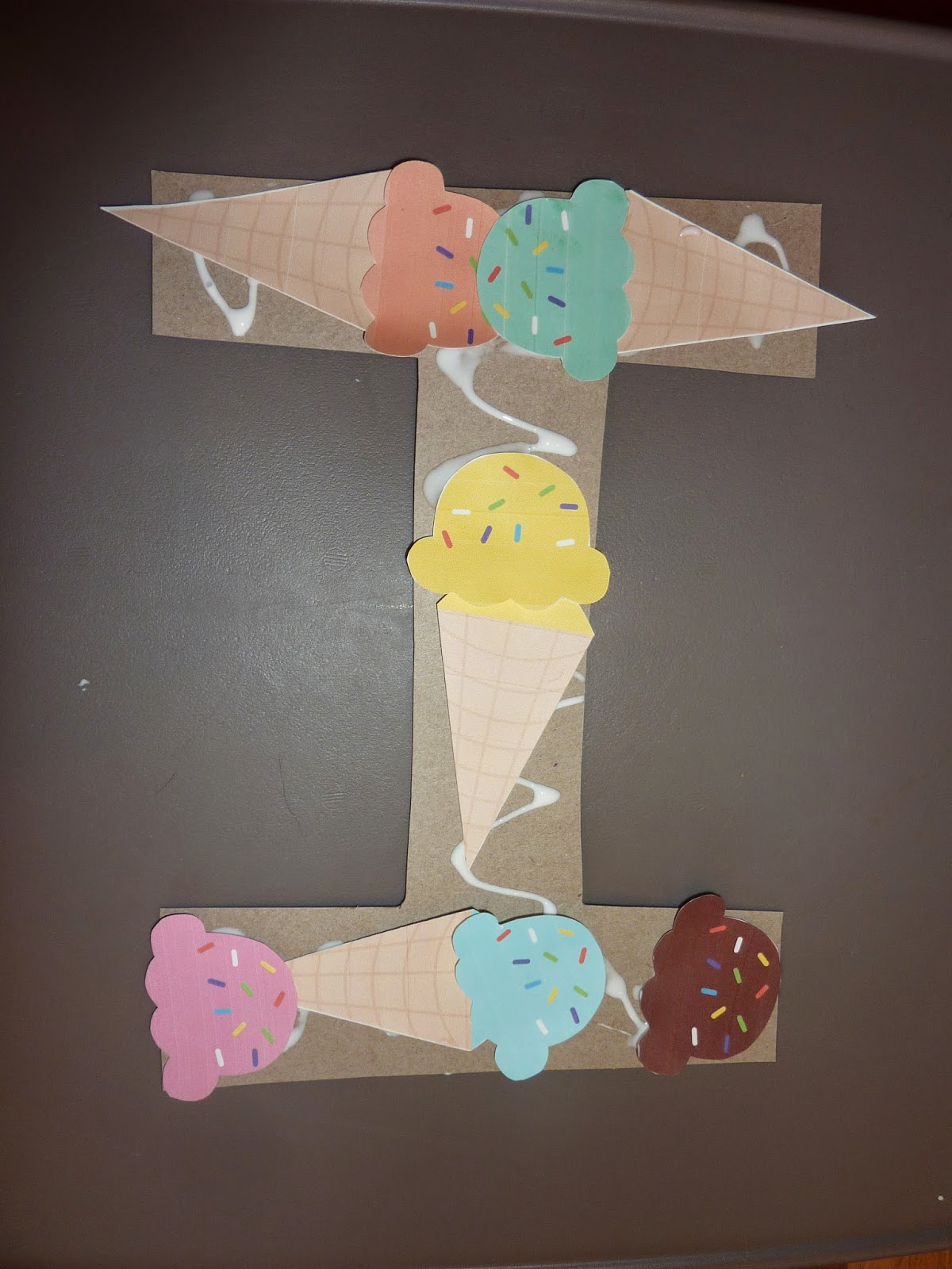 Life with a toddler: Tot School- I is for Ice Cream and Igloo