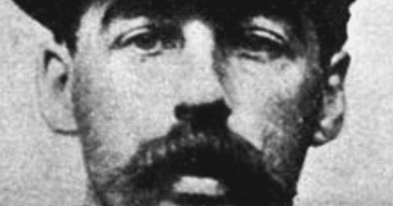 ENORMIO: H. H. HOLMES / «El hotel de los horrores» / «Nací con el ...
