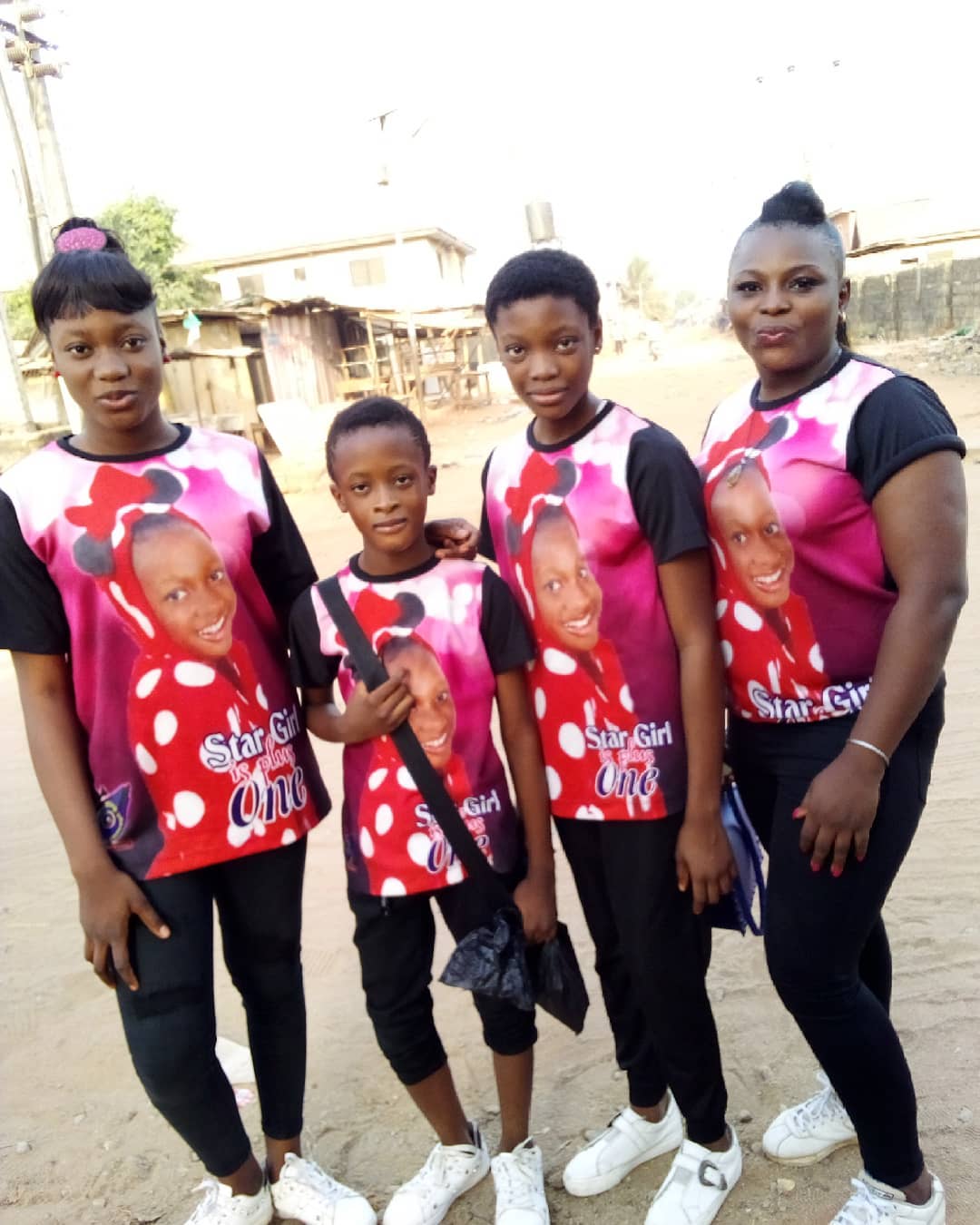 Sharon Ifedi with family members, siblings