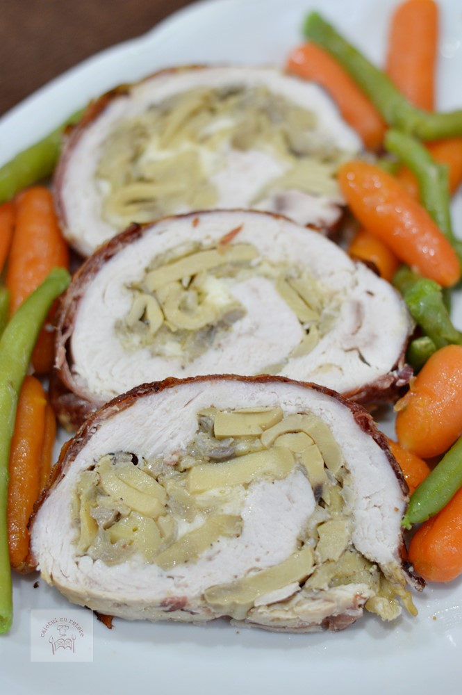 Piept de curcan umplut cu ciuperci - CAIETUL CU RETETE