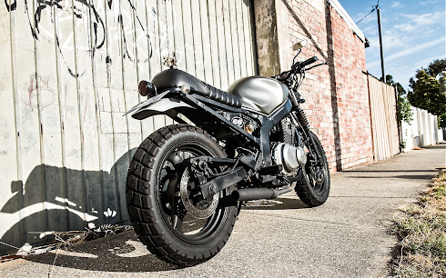 Another great GS500 custom. This one is by Inazuma Cafe : Rock Dove