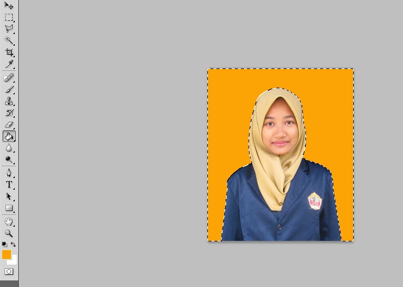 Cara Menganti Background Foto Resmi di Photoshop | MissTik