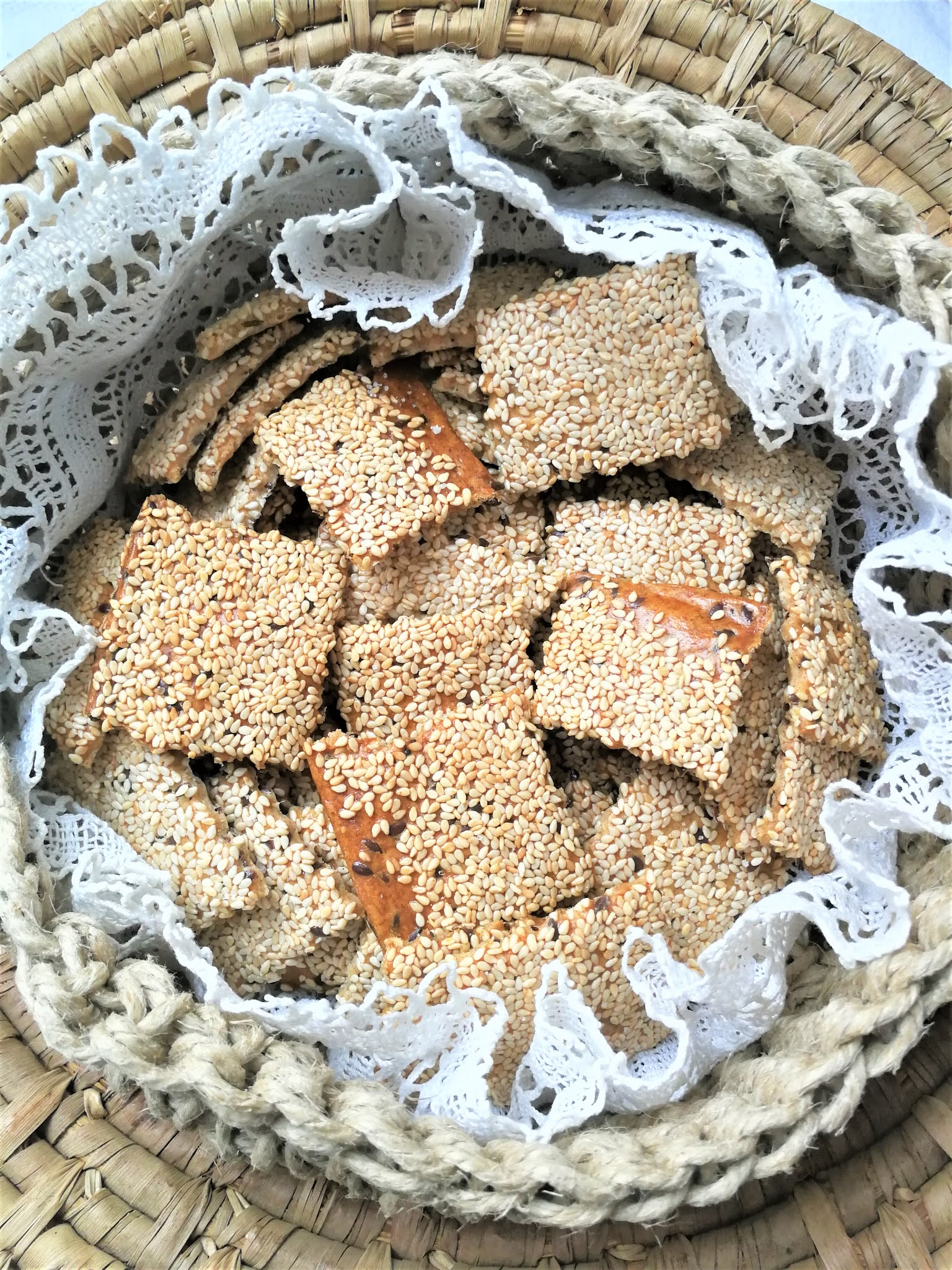 La cuisine d'ici et d'ISCA: Crackers aux graines de sésame & lin