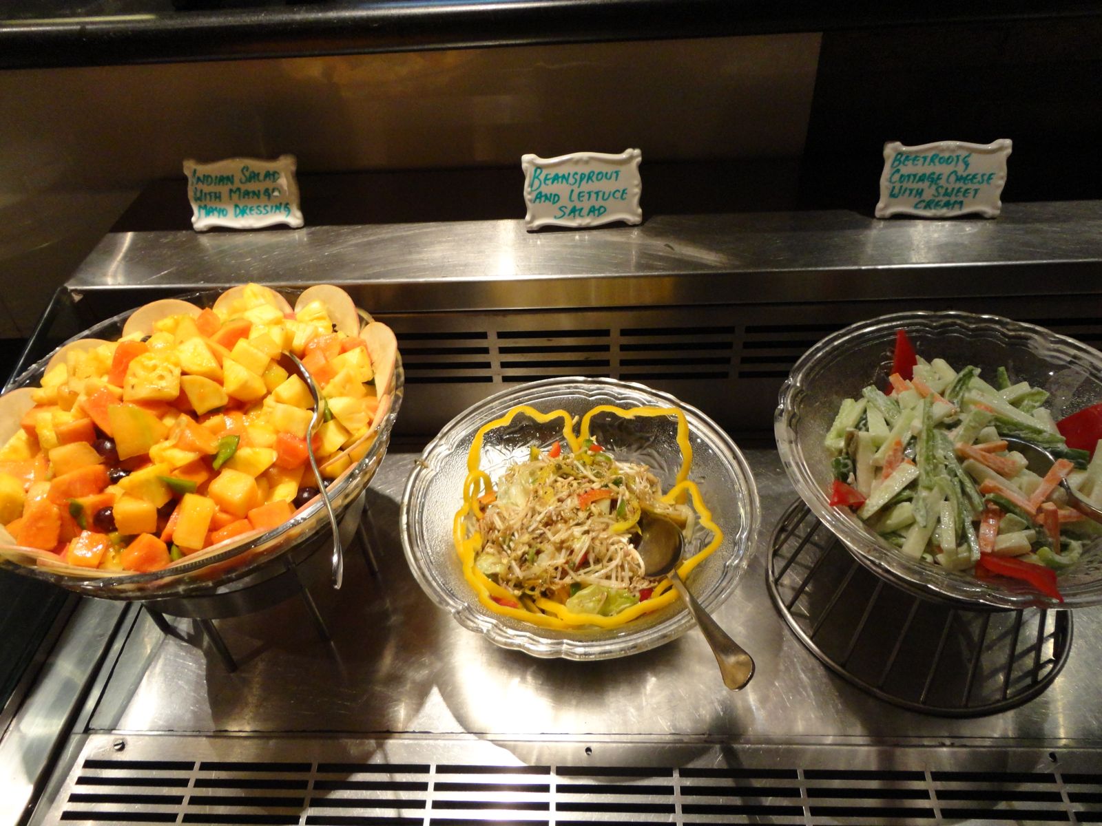 ビリヤニ太郎のブログ: Cafe Masala（北インド ） ★★★★ 中盤