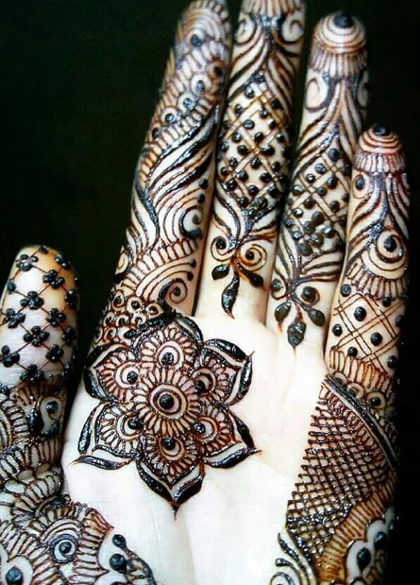 Latest top 8 Pakistani mehandi designs - missaaharshi.com ...