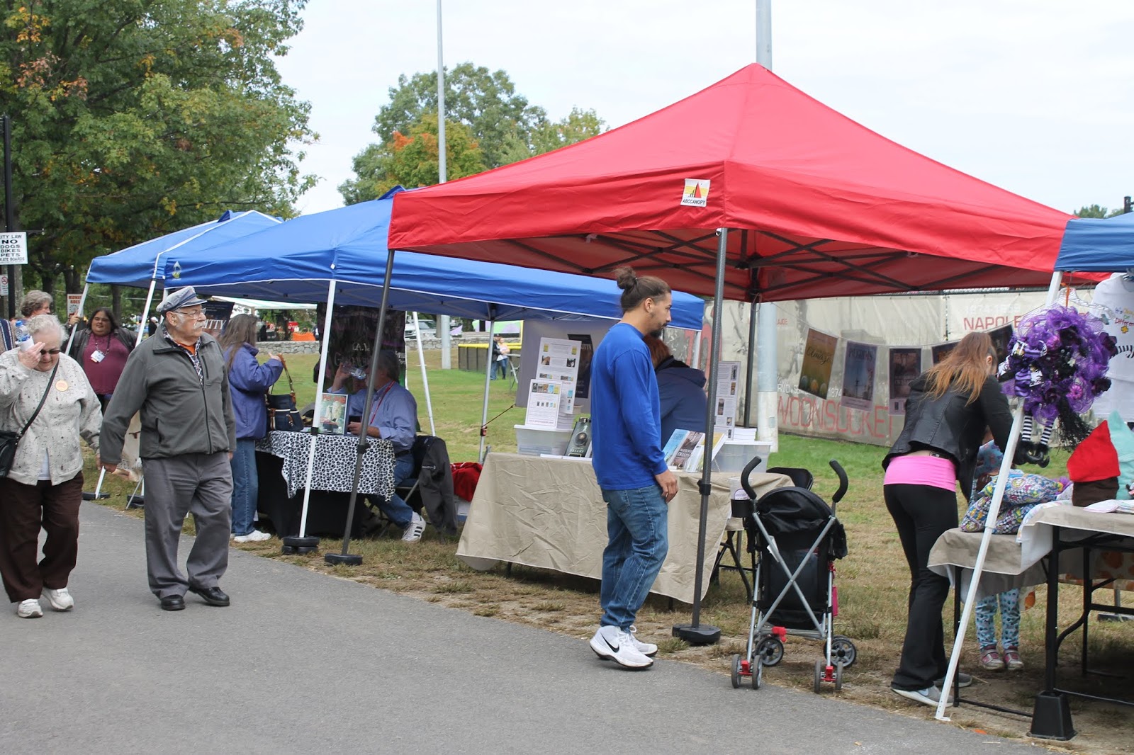 Authors Hour on WNRI.COM or 1380 am or 99.9 fm: Burrillvill Art's ...