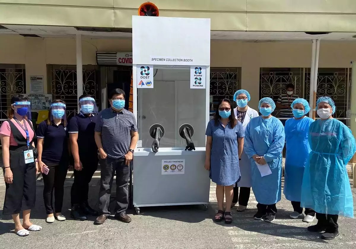 DOST 6 deploys no contact Specimen Collection Booths to Western Visayas ...