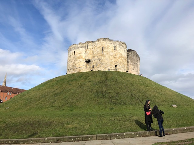 National Trust Scones: The Christmas Pudding Scone Tour in York