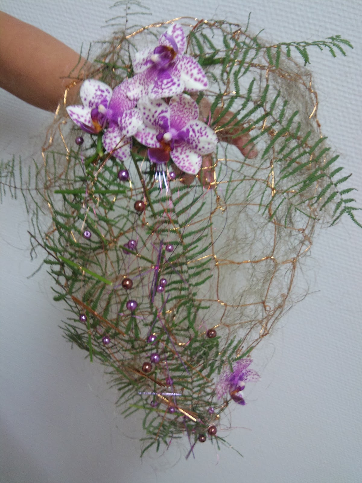 Klorofyll: Nu har jag tittat i arkiven på bilder från floristutbildarna ...