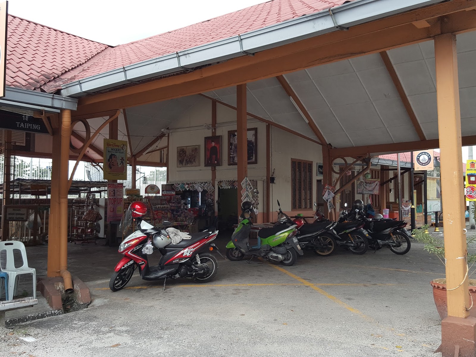 Meh Travel With Me!!: Stesen Keretapi Lama Taiping